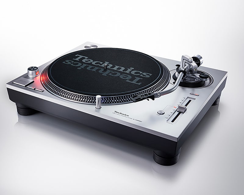Technics SL1200 mk7 Silver Turntable | Reverb