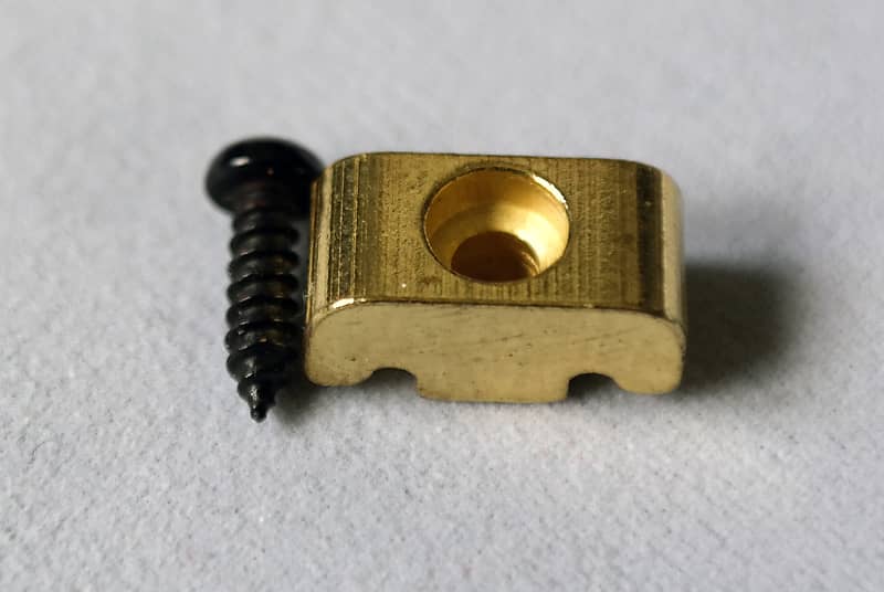 4x Fender Stratocaster String Tree brass/ gold - from late | Reverb