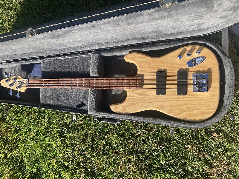 Jimmy wilson landing 4 string bass guitar 2010’s One piece | Reverb