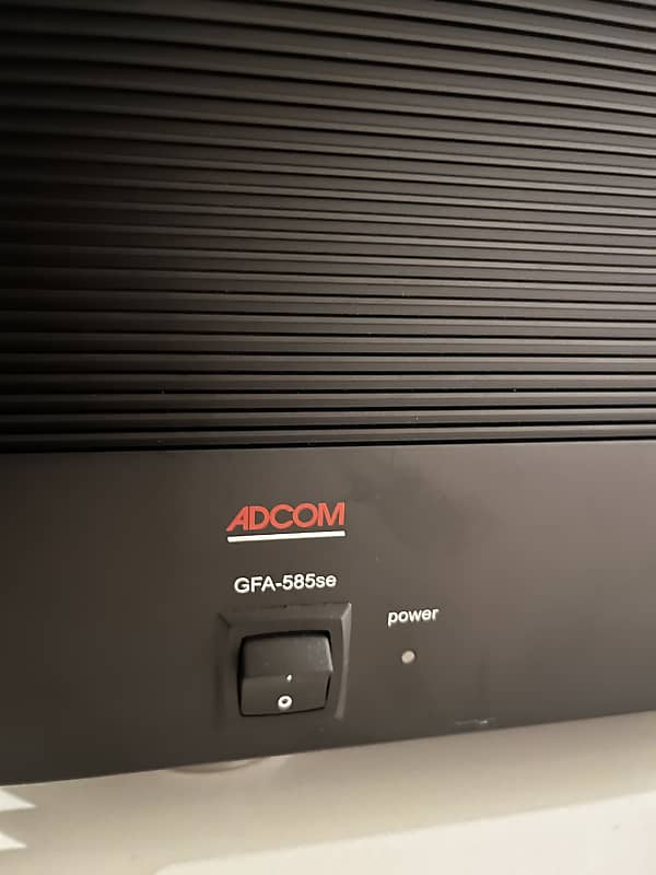 Adcom 585 SE Stereo Amplifier | Reverb