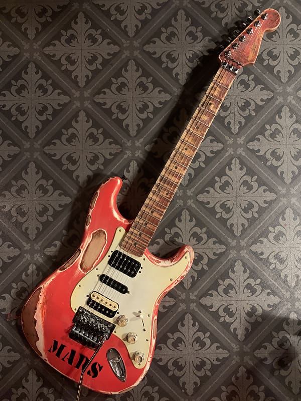 Fender Stratocaster player 2020 - Relic red | Reverb
