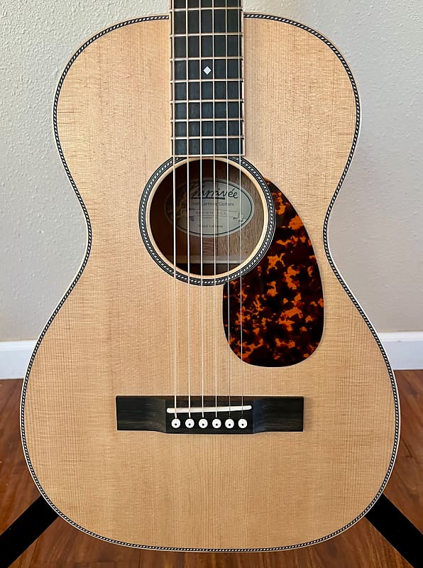 Larrivee 0-40M 2024 - Satin | Reverb