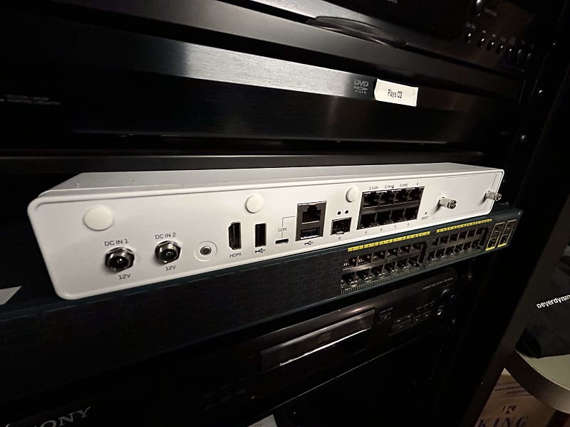 Sophos XG 135 Network Security 7 Gbps Firewall Throughput | Reverb UK