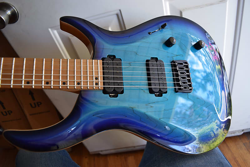 Kiesel Crescent 2022 model, Immaculate condition, Gorgeous | Reverb