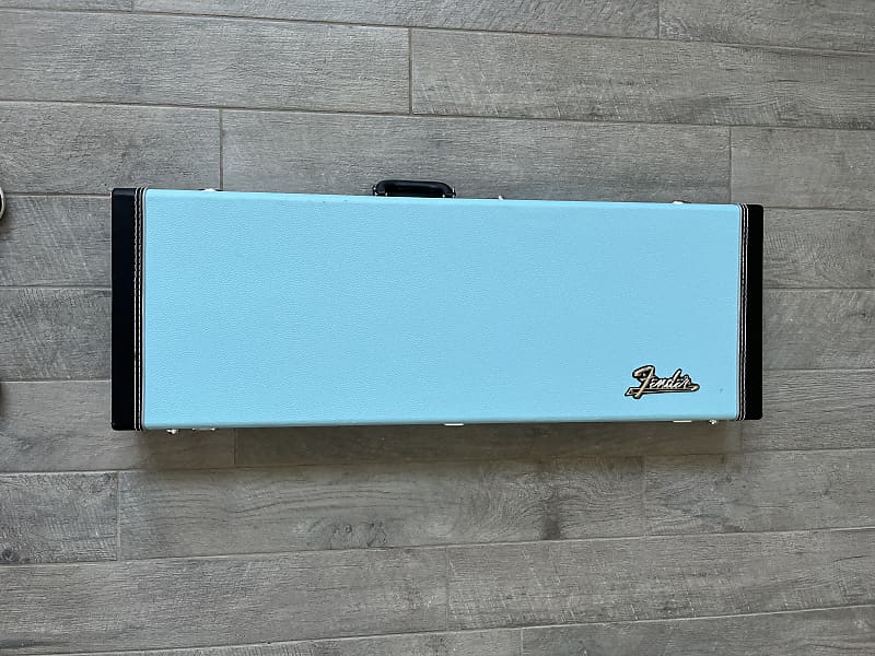 Fender Hardshell Electric Guitar Case for Stratocaster or | Reverb