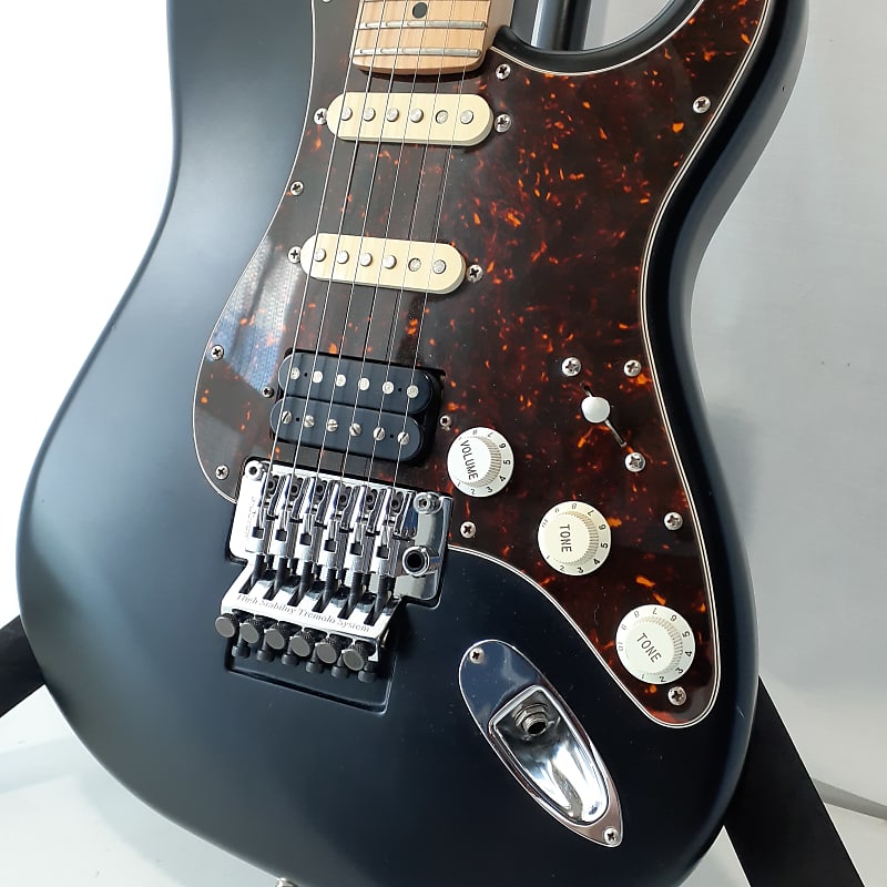 Fender STR-FR MADE IN JAPAN 2012 - Black Satin | Reverb UK