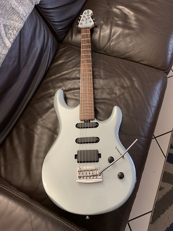 OLP OLP Luke by Musicman 2003 Bleue | Reverb