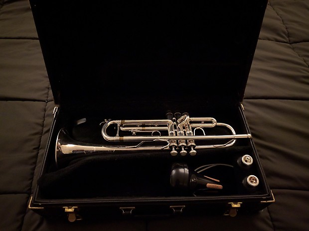 Bach Trumpet (TR200) 2002 Silver | Reverb