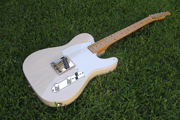 Squier Esquire Telecaster, White Blonde, w/ gig bag | Reverb