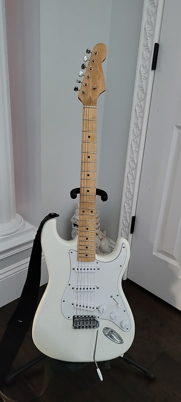 Fender Stratocaster Style New Parts Caster 2022 - Jimi White | Reverb