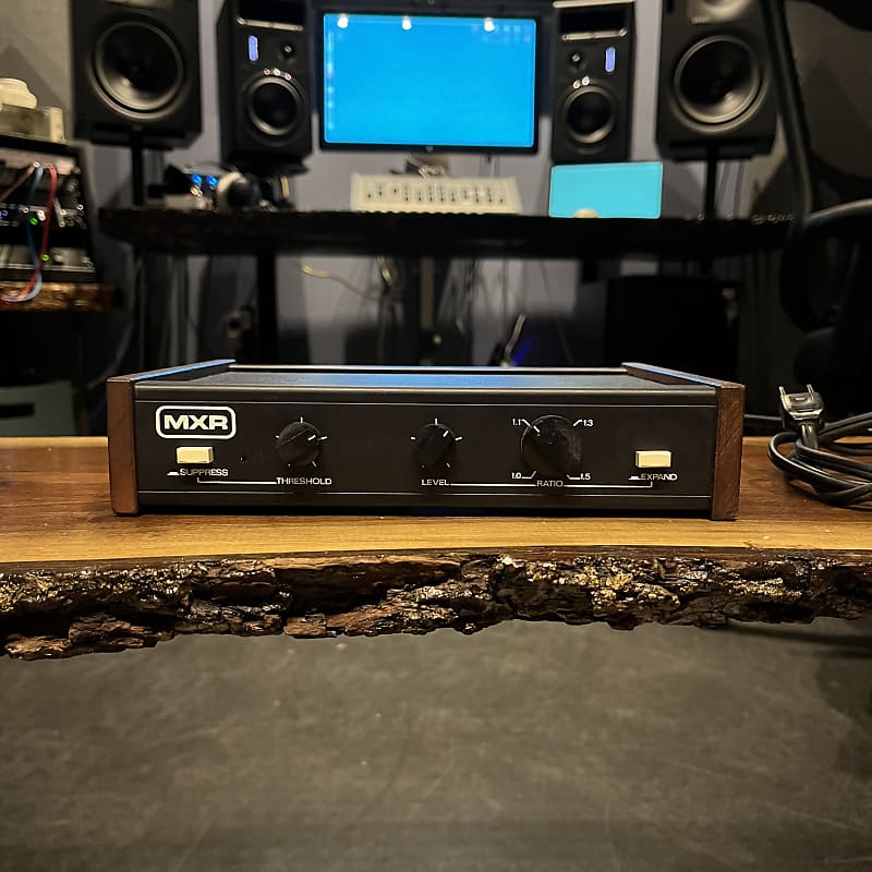 MXR Dynamic Processor 123 - Black | Reverb