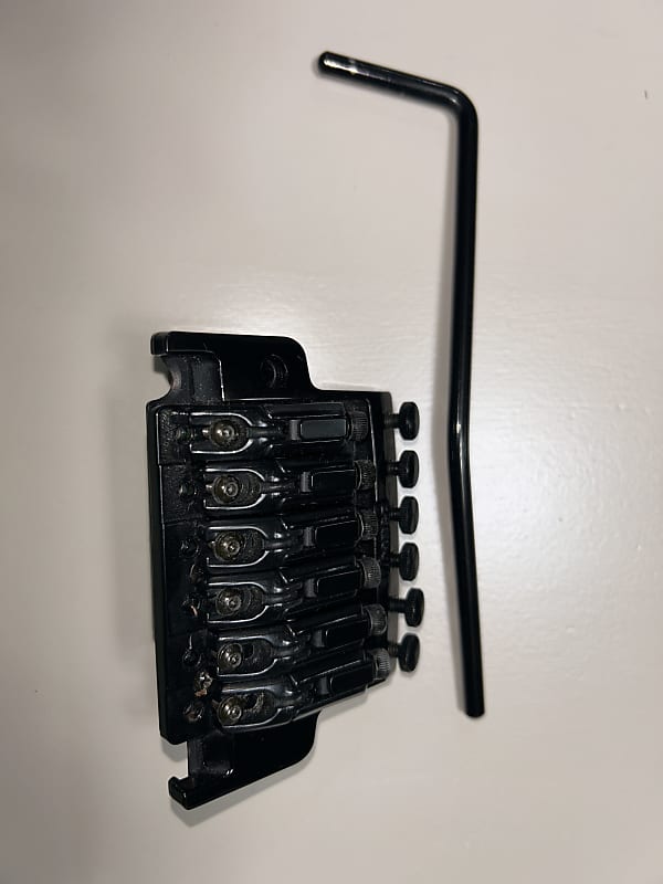 Edge II 2Licensed Tremolo Bridge Ibanez RG350DX 2003 - black | Reverb