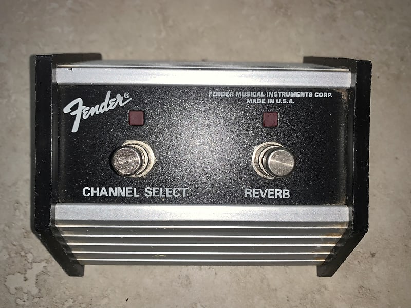 Fender Amp reverb Footswitch. 2010s - Black | Reverb
