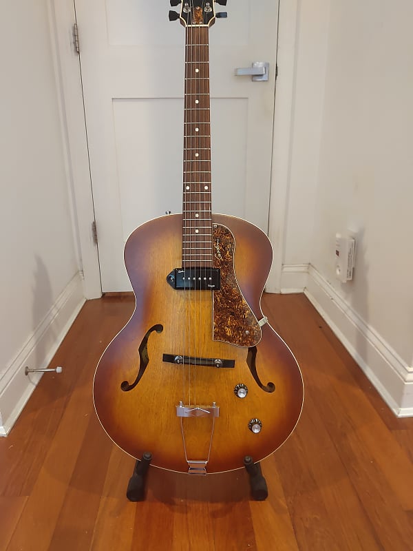 Godin 5th Avenue Kingpin P90 Archtop Guitar - Cognac Burst | Reverb
