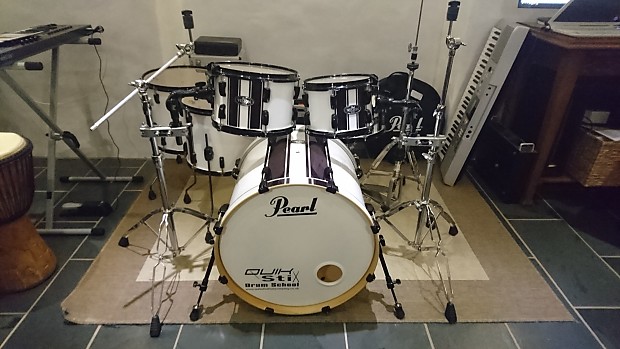 Pearl Vision VBA 2011 White w/ Black Racing Stripes with | Reverb
