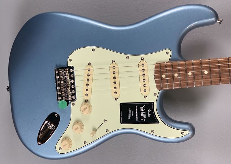 VINTERA® '60S STRATOCASTER®-Ice Blue Metallic | Reverb