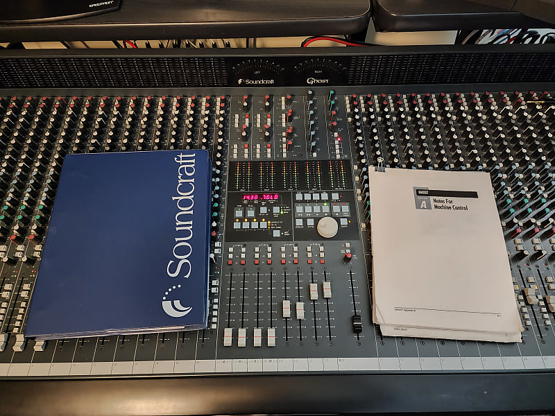 Soundcraft SoundCraft 32 Channel Mix Board. 1996 - Black & | Reverb