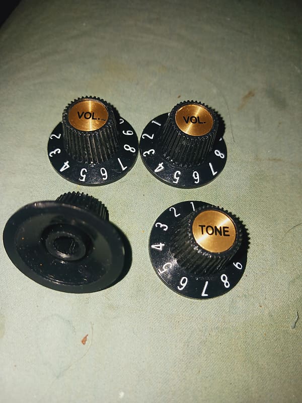 Gibson Witch hat knobs 1968 to 74 - Gold | Reverb