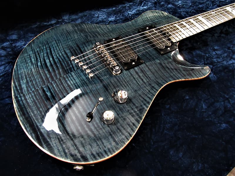 Warrior Isabella 2006 - Trans Blue | Reverb