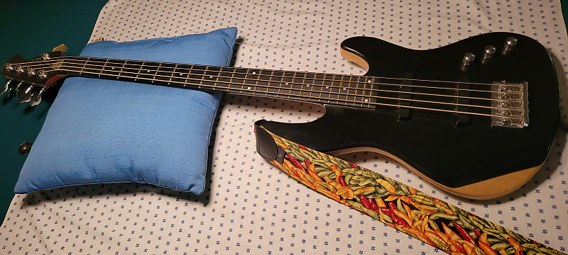 Wolf 5 String Bass Black and natural | Reverb