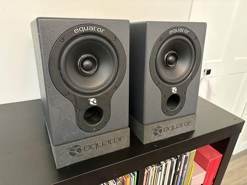 Equator D5 2014 - Black | Reverb