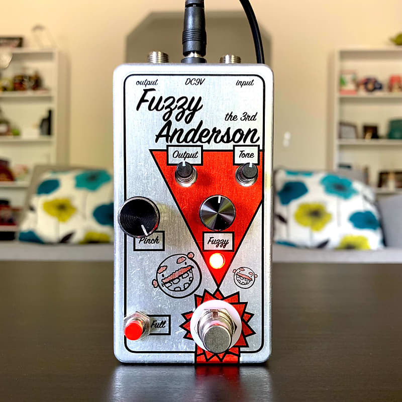 Fuzzy Anderson (the 3rd!) Adjustable Gate Instant Gain Fuzz | Reverb