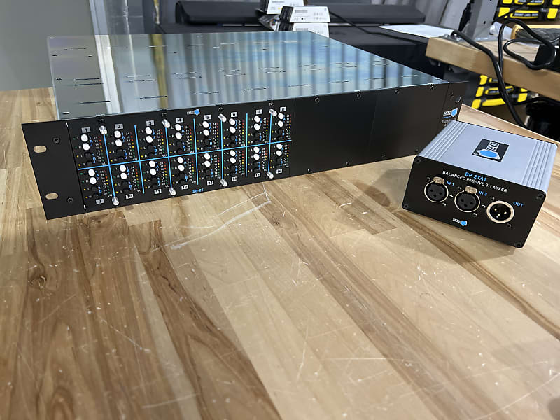 CAPI SumBus32 16x4 Summing Mixer | Reverb