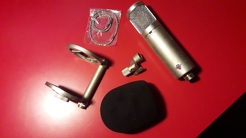 MICRO STUDIO PROJECT C3 | Reverb