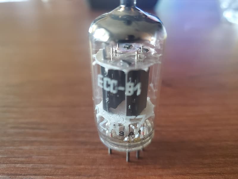 Ei Yugoslavia 12AT7 Preamp Tube | Reverb