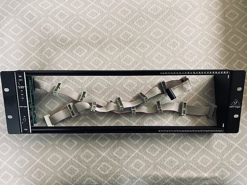 Behringer Behringer Eurorack Rack 84HP - Black | Reverb