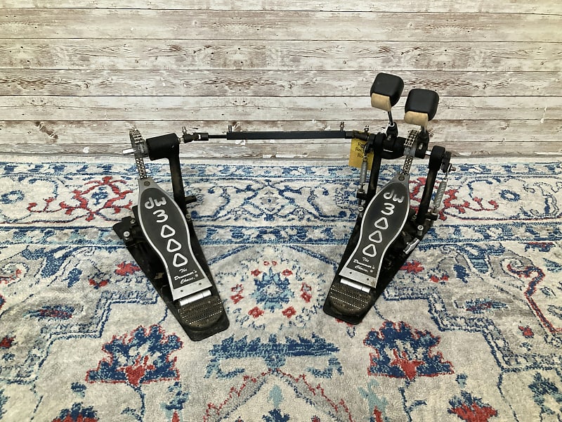 Used DW 3000 DOUBLE KICK PEDAL Drum Hardware | Reverb