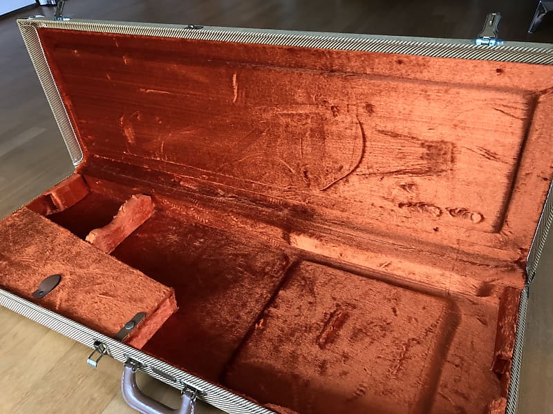 Fender G&G Deluxe Hardshell Case Strat /Tele - Tweed with | Reverb