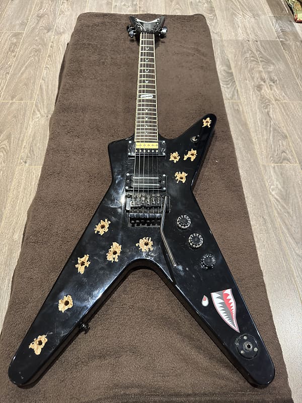 Dean Shadow 2008 ML Bullet Hole ''I'm Broken'' Dimebag | Reverb