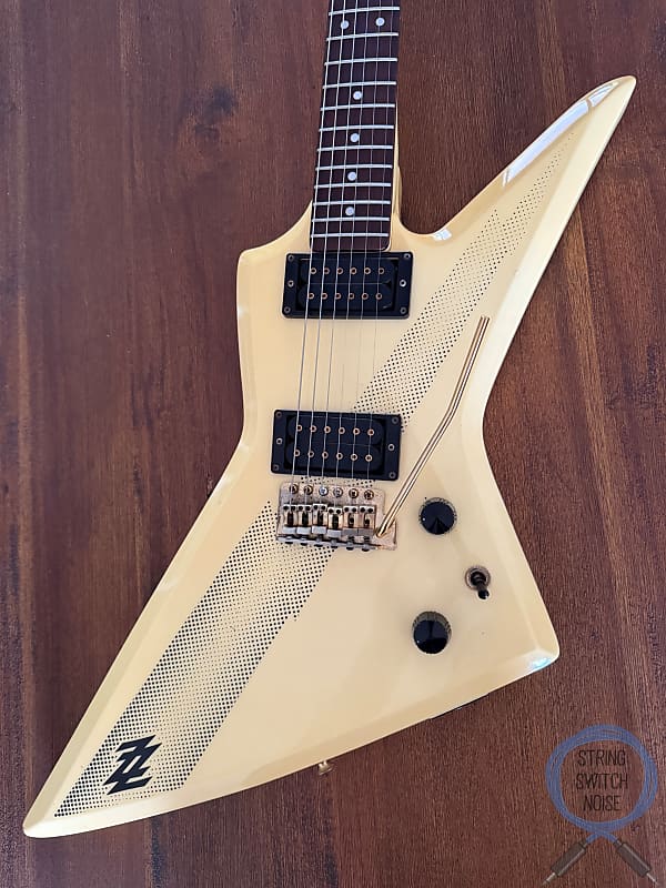 Aria Pro II, Explorer, ZZ Deluxe, White Thunderbolt, MIJ, | Reverb