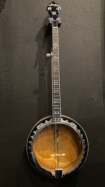 Mountain M108 5 string banjo Eagle emblem | Reverb