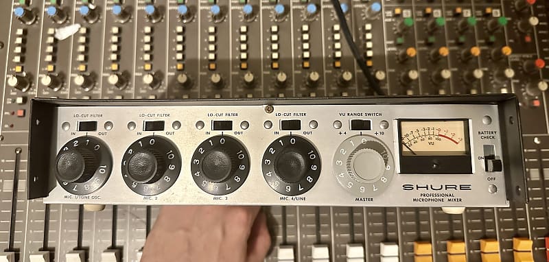 Shure M67 Microphone Mixer | Reverb