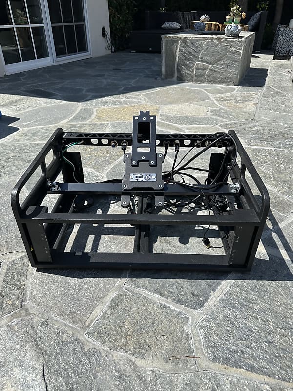 Circle Three Designs Dual Monitor Fly Rack with Pelican 1637 | Reverb