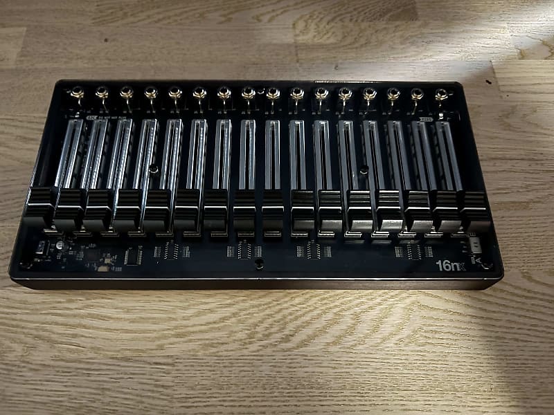 Faderbank 16nx 16n Fader Voltage Midi Controller 2025 | Reverb