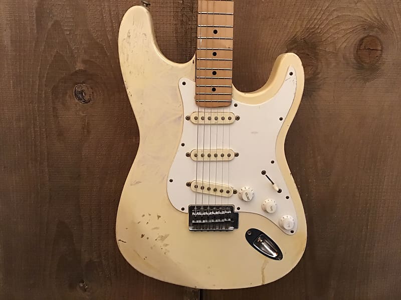 Harmony Strat-Style Electric Guitar Stratocaster | Reverb
