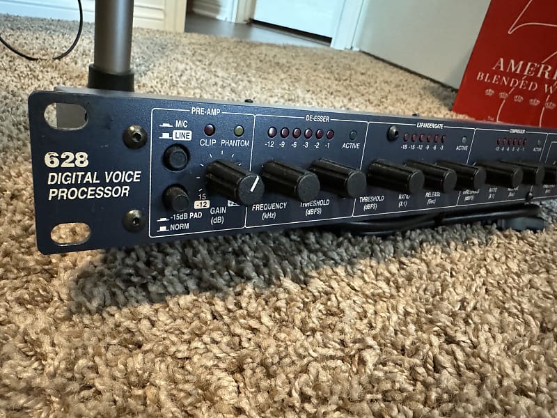 Symetrix 628 - Blue | Reverb