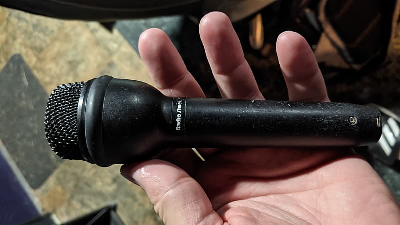 Radio Shack 33-1070C Dynamic Microphone | Reverb