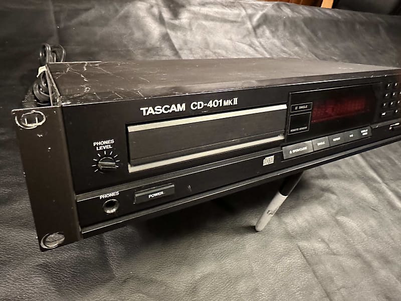 Tascam CD-401 MkII rack-mount CD w XLR I/O, 1994 | Reverb