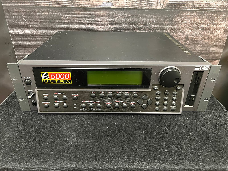 EMU E5000 Vintage Sampler DJ Media Player (Lombard, IL) | Reverb