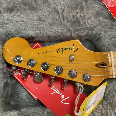 Fender 0118012795 American Ultra Stratocaster, Maple Coral | Reverb