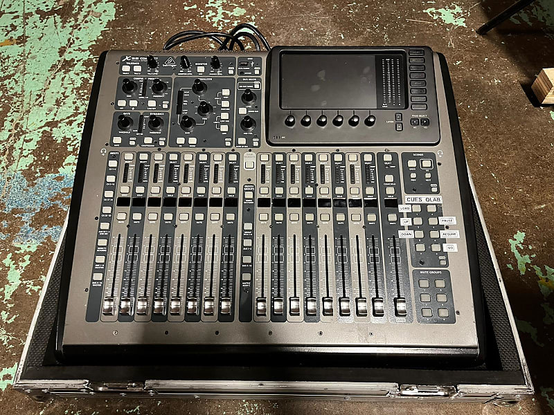 Behringer X32 Compact | Reverb Canada