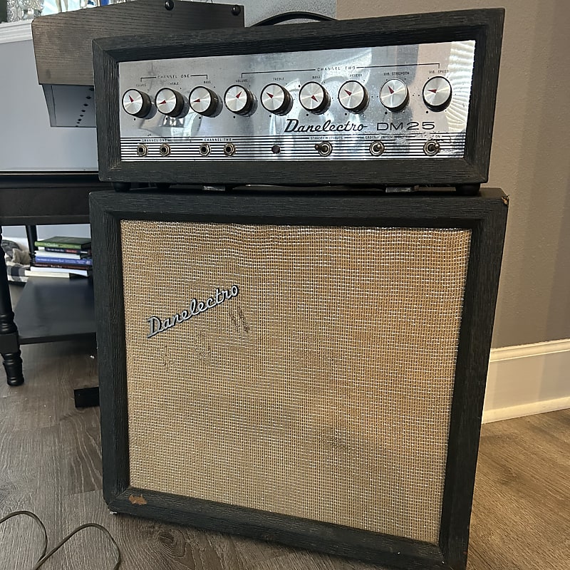 Danelectro DM25 25-watt Combo Amplifier 1960s | Reverb
