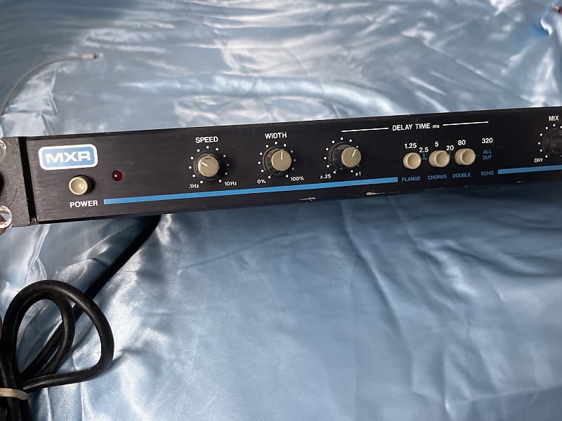 MXR M-166 Time Delay 1980 | Reverb