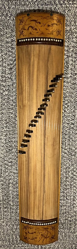 18 String Large Guzheng | Reverb UK
