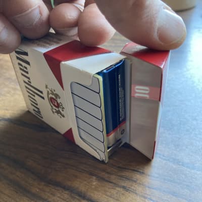 Nicotone - Cigarette Box Mini Guitar Amplifier in Marlboro | Reverb UK