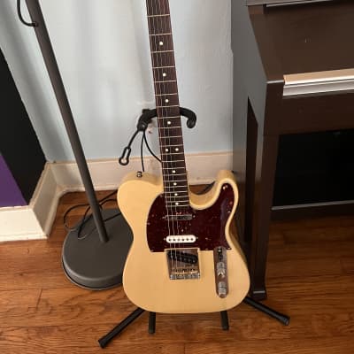 Fender Deluxe Nashville Telecaster with gig bag | Reverb